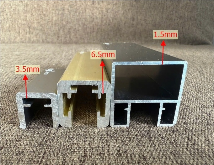 TAY VỊN NHÔM 3D LILOX PHỤ KIỆN CHO CẦU THANG KÍNH HIỆN ĐẠI